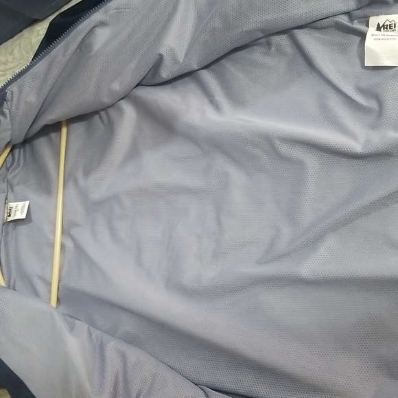 REI | Jackets & Coats | Rei Windbreaker Kids L | Poshmark